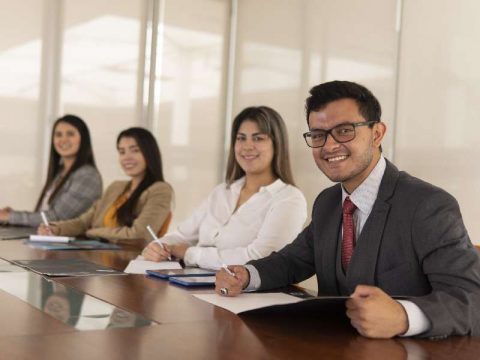 Conoce la oferta de posgrados de la PUCE - Conexion PUCE
